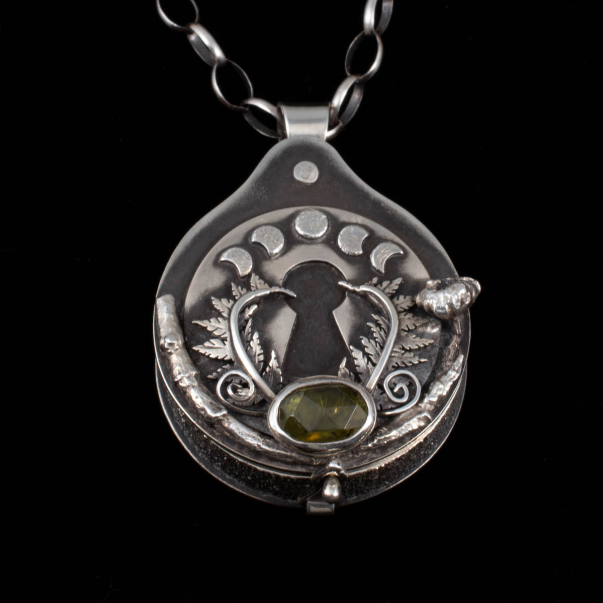 Fern Keyhole Locket – Rumination Jewelry